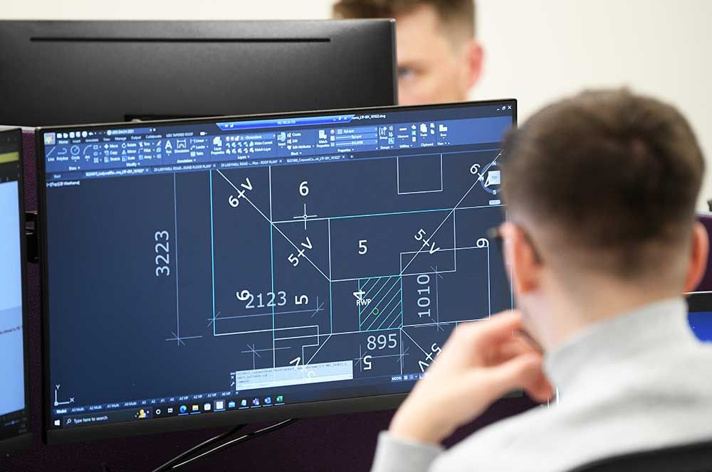 Improving drainage falls - Bauder